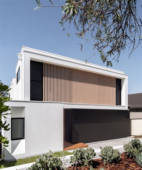 Hardie Brushed Concrete Cladding For Modern Minimalist Façades