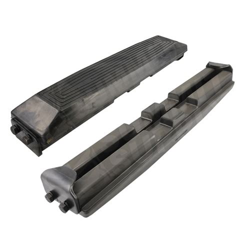 Clip On Rubber Pad 31” New Kobelco Case Caterpillar Doosan