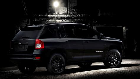Jeep Gets High Releases Altitude Edition Grand Cherokee Compass Patriot