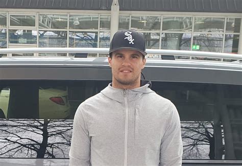 Selb Holt Verteidiger Bryce Reddick Als Thompson Ersatz Vater Eldon Spielte Einst Drei Jahre In