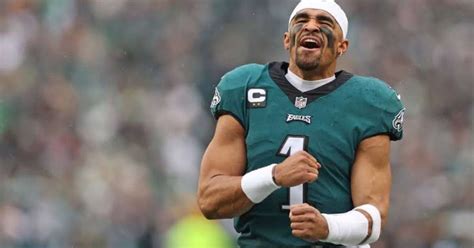 Nfl No Brasil Quarterback Do Eagles Elogia O Brasil