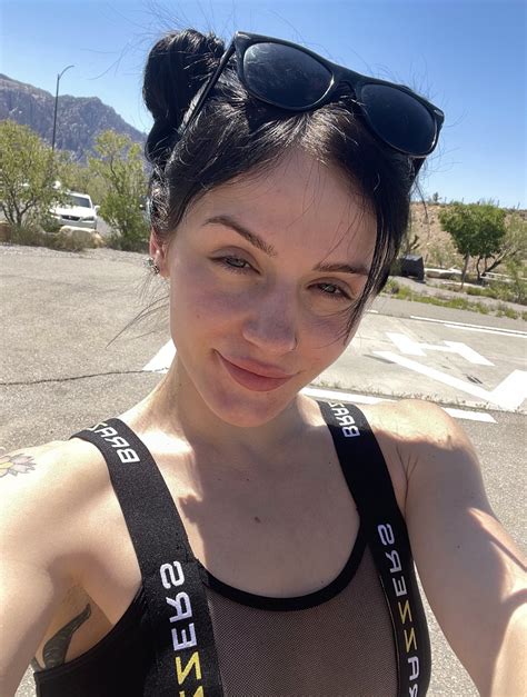 Rosalyn Sphinx Rosalynsphinx Onlyfans Get Photos