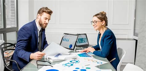 Top 7 Data Analytics Challenges Of 2025 And Their Solutions