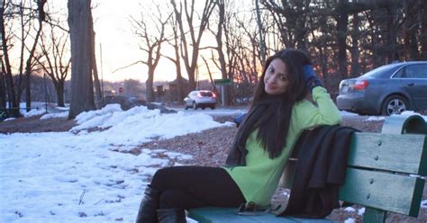 Hot Aunty Desi Bhabhi Nude Girls College Girls Sex Hd Photos Rucha Hasabnis Hd Wallpapers Free