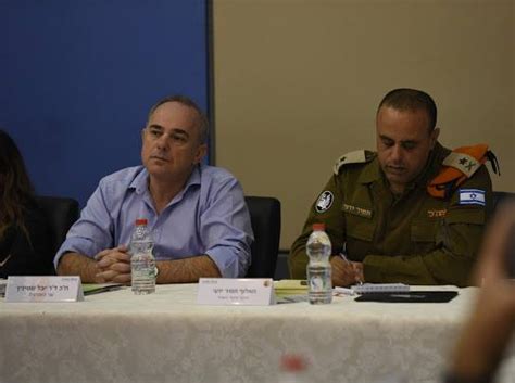 מפקד פיקוד העורף האלוף תמיר ידעי משרד האנרגיה והתשתיות