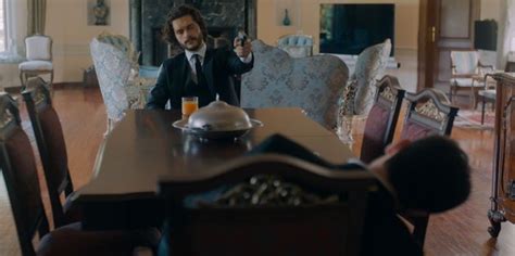 Çukur 33 Bölüm Emrah Nazımı Vuruyor