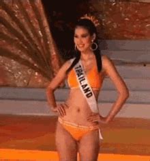 Thai Girl  S Tenor