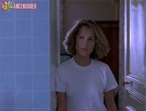 Naked Nathalie Baye in Détective