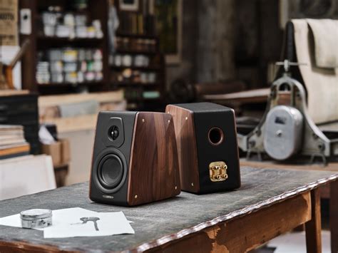 The Sonus Faber Concertino G4 Maestro Edition Is A Bookshelf Speaker Masterpiece Maxim