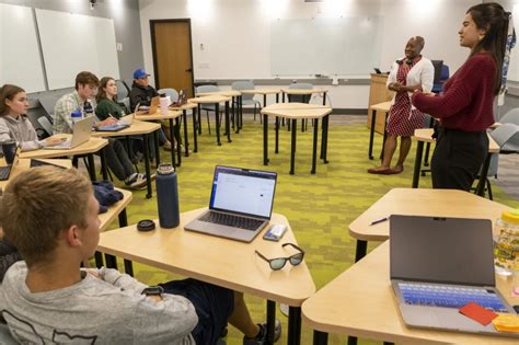 The Columns The Fye 100 Advantage Washington And Lee University