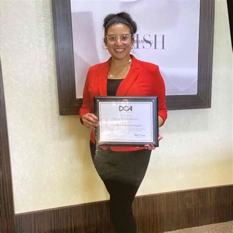 Creatable Jalysa Jared