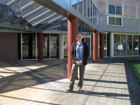 Exhibitions • Wayne Viney