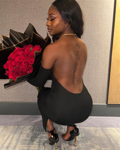 Vickala Kay Kay Grays Feet