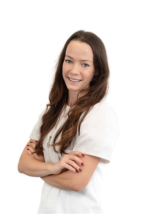 Nádor Nikitits Nikolett Sziget Gyógyászati Központ