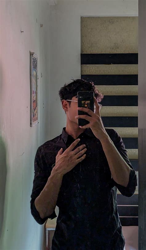 Black Shirt Day Mirror Selfie Poses Men Photoshoot Best Poses For Photography