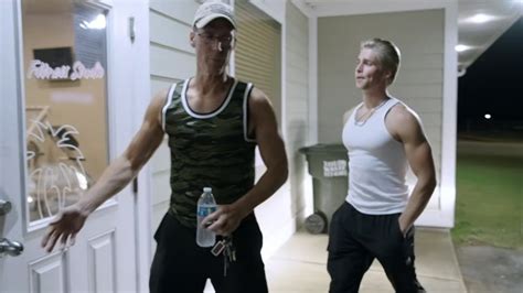 Auscaps Micah Plath Shirtless In Welcome To Plathville 5 02 No Legacy