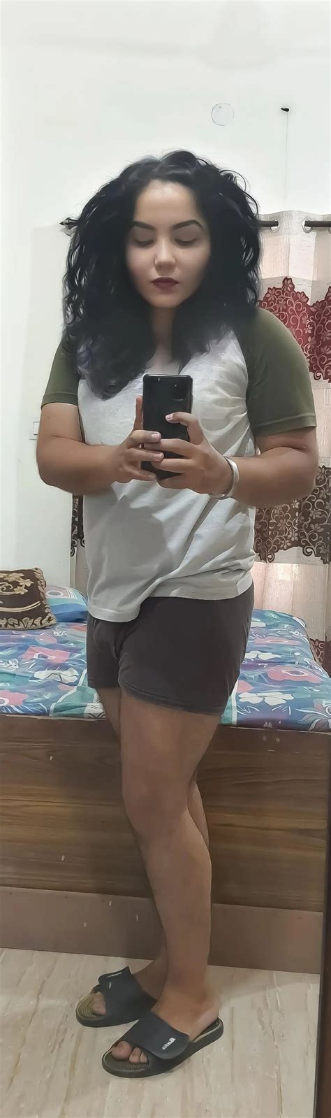 How Am I Looking Do I Need To Be Dressed Up Scrolller