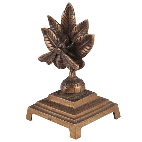 Brass Leaf With Bee Table Accent