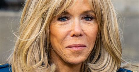 Brigitte Macron Son Look éclipsé Par Lincroyable Robe Iris Van