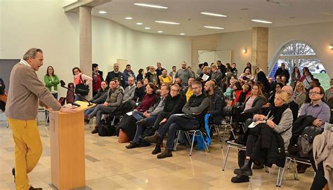 Wer Wird Der Neue Landeselternbeirat Elternvertreter Wählen Ihre Kandidaten Stimme De