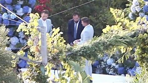 Στέφανος Κασσελάκης Tyler Mcbeth Αυτό είναι το δώρο που αντάλλαξαν