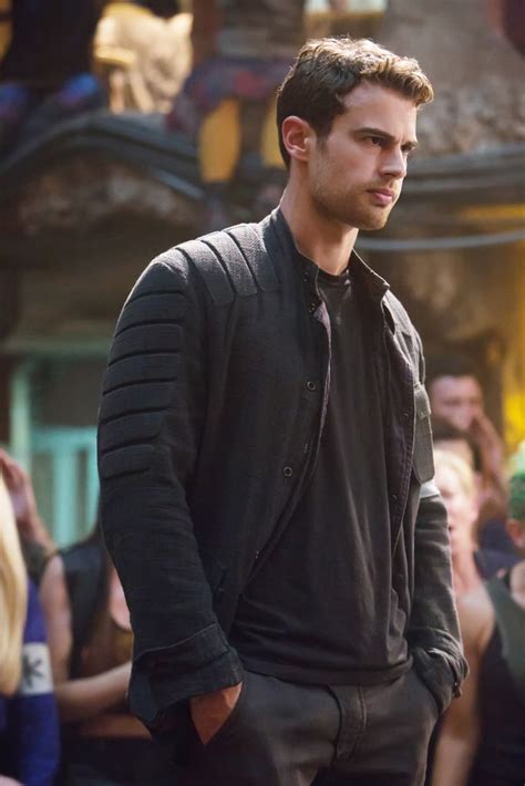 Theo James Pictures From Divergent Popsugar Entertainment