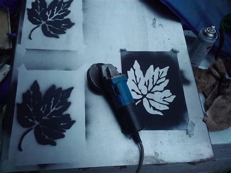 How To Make A Solar Powered Stencil Light Box 11 Steps Instructables