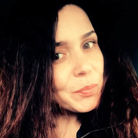 Недвижимость 🏢 Фотоискусство📸 Тренер по бегу 🏃‍♀️ Photographer Zoia • Threads Say More