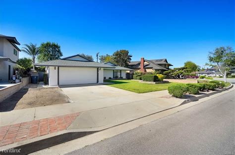 1686 E Edgecomb St Covina Ca 91724 House Rental In Covina Ca