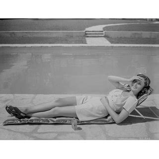 Barbara Stanwyck Sun Bathing Classic Portrait Photo Print Bed Bath