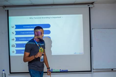 dataleum on linkedin personalbranding