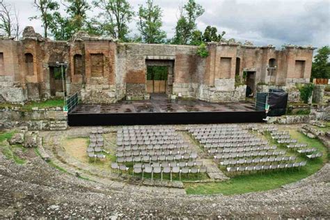 Teatro Romano Di Ferento