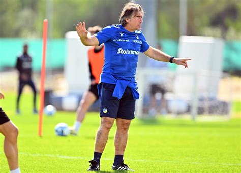 Ο Σα Πίντο σε δράση Photos Το πορτοκαλί Site