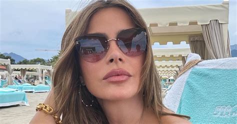 Sofia Vergaras Best Swimsuit Moments On Social Media Photos