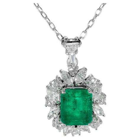 Antique Emerald Necklaces 3680 For Sale At 1stdibs Vintage Emerald