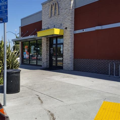 Mcdonalds 14480 San Pablo Ave
