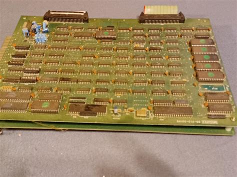 Vintage Arcade Capcom Pcb Board 84100 02a 3 Untested 4559153357