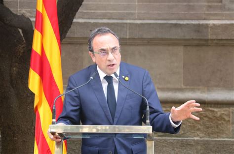 Rull Homenajea A Las Víctimas Del Franquismo Alertando De Los