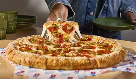Dominos Launches Its First Ever Stuffed Crust Pizza In The U S Resetera
