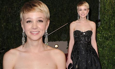 Carey Mulligans Brother Owain Heads For Afghanistan Daily Mail Online