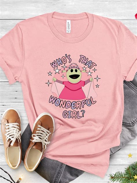 Whos That Wonderful Girl T Shirt Whos That Wonderful Girl Funny