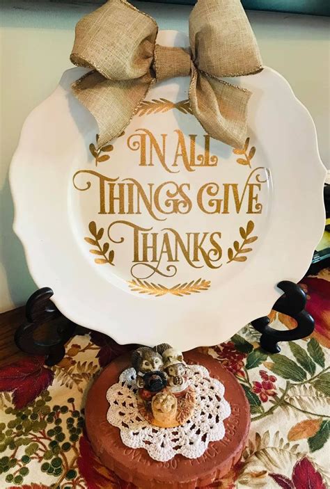Decorative Thanksgiving Plate Made With Cricut Thanksgiving Plates