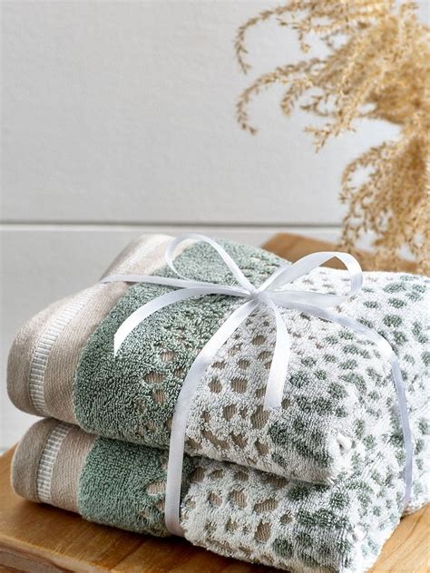 Sage Green Set Of 2 Hand Towels 100 Cotton Green And White Towels