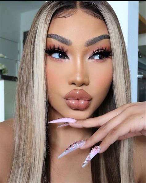 Blonde On Morena Skin Best Drugstore Lashes Makeup Baddie Looks Make Up