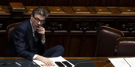 Passa La Linea Italiana Sullarsenale Ue Niente Debiti Ma Soldi Dai