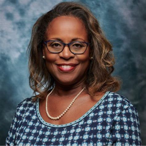 Leslie Walker — Philly Service Award