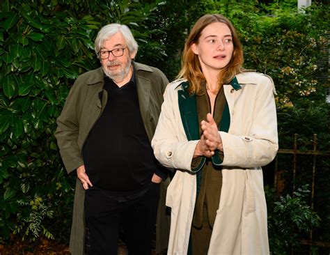 Maarten Van Rossem En Emma Wortelboer Nemen Hun Generaties Onder De Loep