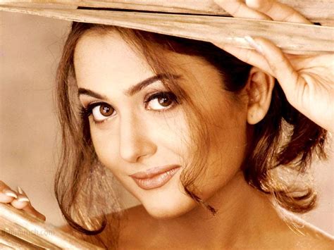 Amrita Arora Wallpapers