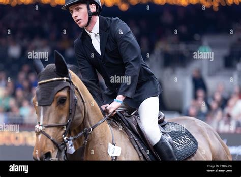 London Uk 18th Dec 2023 Joseph Trunkfield Of Great Britain With Over The Top Van Den