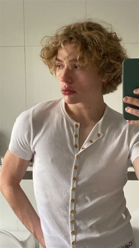 Ig Nuttthomas Blonde Guys Long Hair Styles Men Blonde Curly Hair